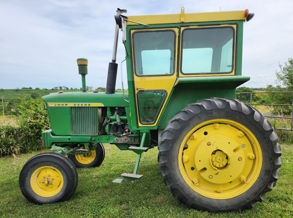 Online Tractor & Parts Auctions in USA | Midwest Auction